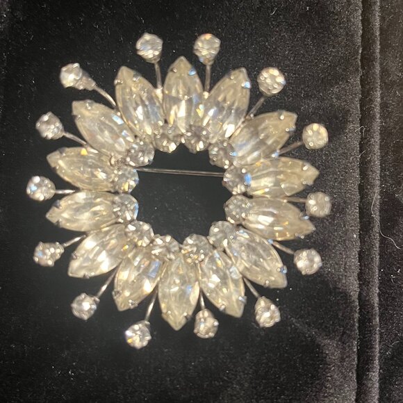 Albert Weiss | Jewelry | Vintage Weiss Rhinestone Brooch 95s | Poshmark